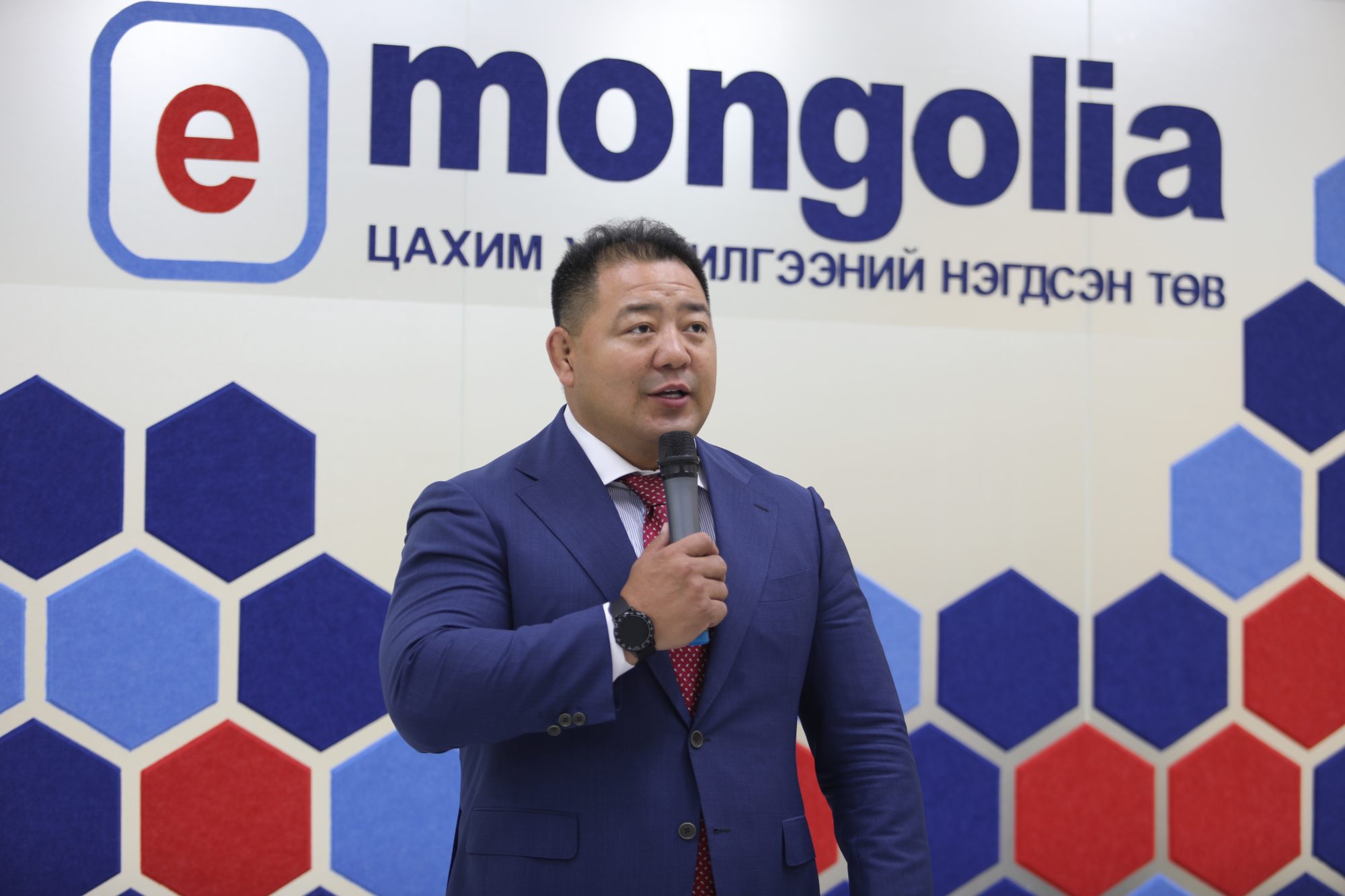 Булган аймгийн иргэд, ААН-д үйлчлэх “E-Mongolia” төв нээгдлээ · E-Mongolia Academy