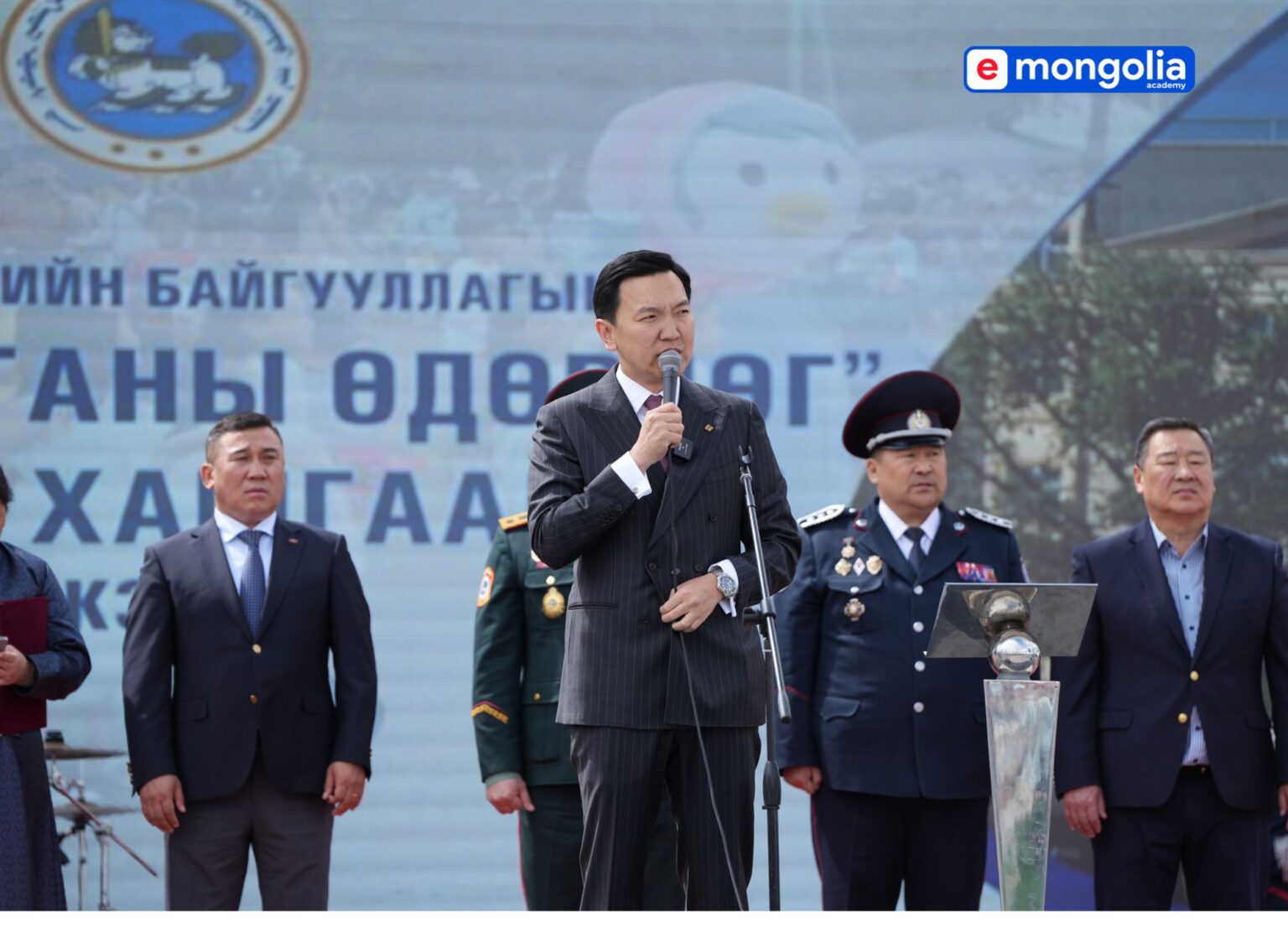 Эрүүл мэндийн хөгжлийн төвийн лавлагаа шинэчлэгдлээ · E Mongolia Academy