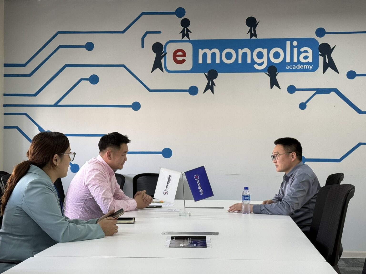 1 сарын хугацаанд иргэд E-Mongolia системээр дамжуулан 3,063,567 төрийн ...